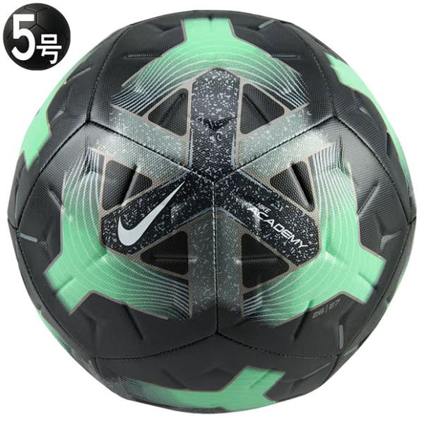 ナイキ、サッカーボール5号球。デボス加工の溝によってボールの周りで空気が流れやすくなり、軌道がより安定する、OmniSculptテクノロジーを採用。◆ラバー67％、ポリエステル13％、ポリウレタン10％、EVA 10％◆5号球(中学生〜大人...