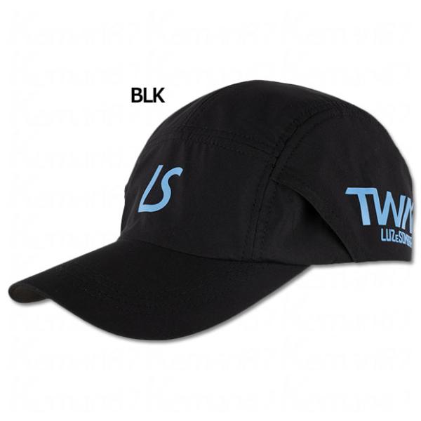 ポルトガル語で「光と影」を意味するルースイソンブラ、大人/メンズ用キャップ。FOOTBALLのフィールドで働いているWORKING MANにスポットを当てた「THE WORKING MAN(TWM)」シリーズ。サングラスなどのアイウェアを刺...