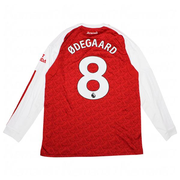 イングランド・プレミアリーグ、アーセナル、2025-2026年シーズンモデル、ホーム用レプリカユニフォーム。選手着用ユニフォームのレプリカモデル。伝統的な赤いボディと白い袖のデザインに、前面と背面に施されたヴィンテージエンブレムに由来するゴ...