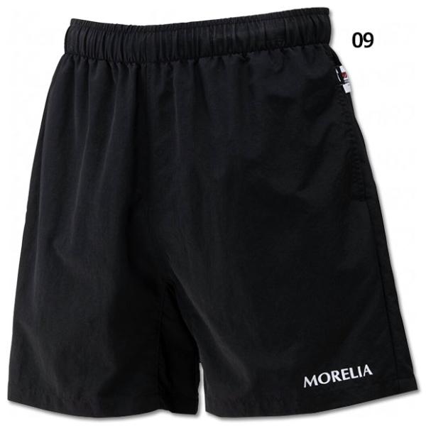 ミズノ、大人/メンズ用プラクティスパンツ。MORELIAシリーズのアパレルコレクション。表面感のあるウーブン素材を使用したバギー型ショーツ。◆撥水◆股下15cm(Lサイズ)品質：ナイロン100％モデル：2026年春夏