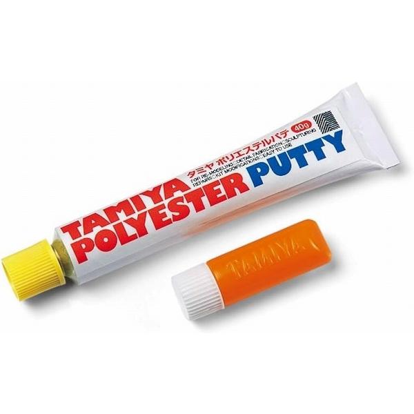 40gの使い切りサイズがうれしい、2液性のポリエステルパテ。硬化前はペースト状ですので、接着面のすき間や細かな部分にも使いやすく、また肉ヤセやヒケがなく、厚塗りもOK。混ぜ合わせて約1時間で硬化。ヤスリなどで削って形を整えられ、改造やディテ...