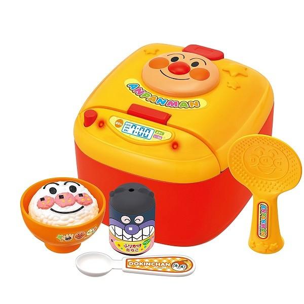 アンパンマンのおしゃべり炊飯ジャーにご飯をいれてもりつけ遊びが楽しめるおもちゃです。スイッチを押すと炊飯スタート。数秒後に「ピーピー」となり、「ごはんがたけたよ」等、3種ほどのおしゃべりやピカピカとした光でたけたのを知らせてくれます。しゃも...
