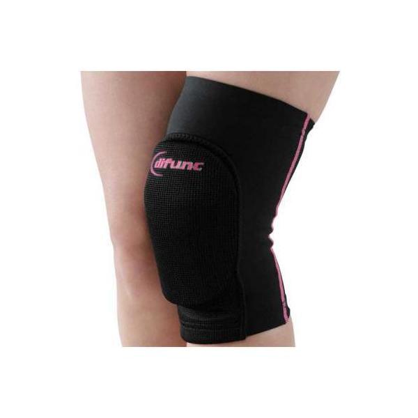 ●高いフィット感、軽量＆ドライ。●肌に当たる内側は起毛加工、ひざ裏メッシュ構造で快適。