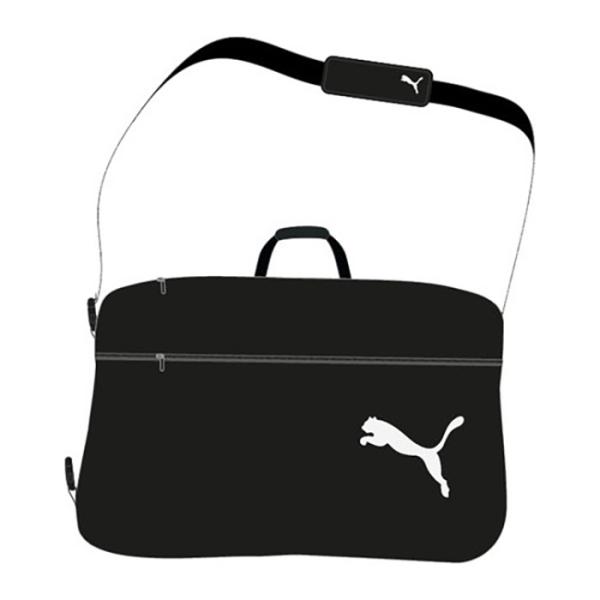 ●マチ幅をたっぷり取ったメインコンパートは、サッカーボールを6個持ち運ぶことができる110Lの大容量。●肩掛けできるカバー付きロングショルダーはフックで取り外しができるので用途に応じて持ち方のアレンジが楽しめます。●ワントーンでまとめたミニ...