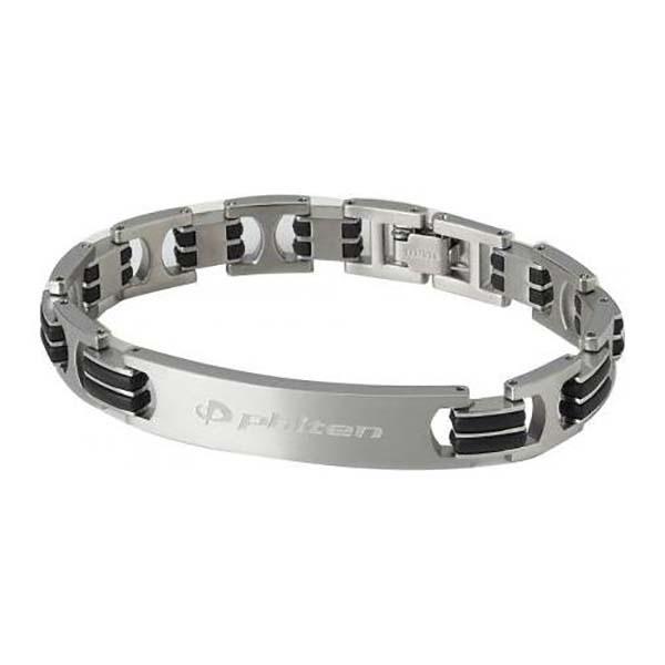 ●ワイドタイプはプレートにロゴを配置。●ブレスの表面にハードコート加工を施すことで、傷つきにくく輝きが持続します。●服装を問わず合わせやすいシンプルなデザインです。