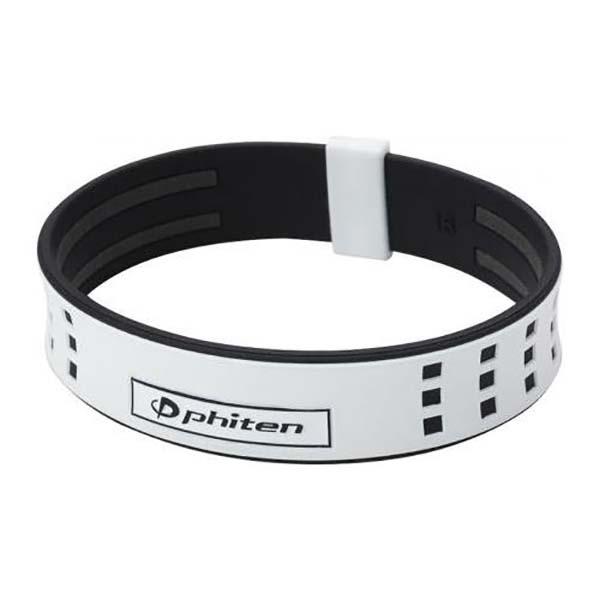 ●完成度の高いデザインはそのまま、シリコーンが1枚になったことで着け易さと強度がアップ!水や汗に強く簡単に装着できるので、日常からスポーツまでシーンを選ばずお使いいただけます。●ファイテンの独自技術が手元からリラックスとパフォーマンスアップ...