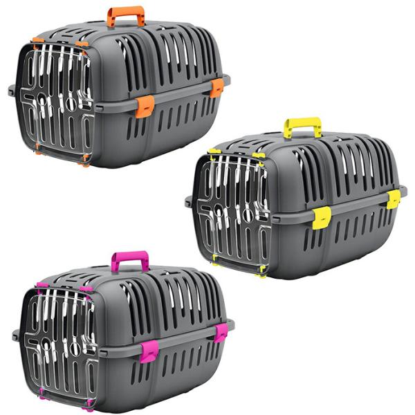 イタリアferplast社製のハードキャリー。通院、外出、おでかけ、旅行、ハウスなどにお使い頂けます。ブリーダーさんにも大人気！使いやすさにこだわったシンプル設計でありながら欲しかった機能性は抜群。