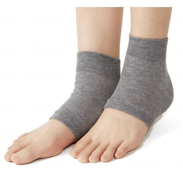 セルヴァン 遠赤シルク 足首サポーター 2枚組 グレー4985697240587あったか　サポーター　温熱　遠赤外線を放射するといわれる備長炭繊維を使用■衛生用品:サポーター広告文責：アットライフ株式会社TEL 050-3196-1510※...