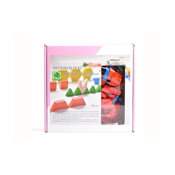 厚みがあるので、平面だけでなく立体的にも楽しめます。<br>