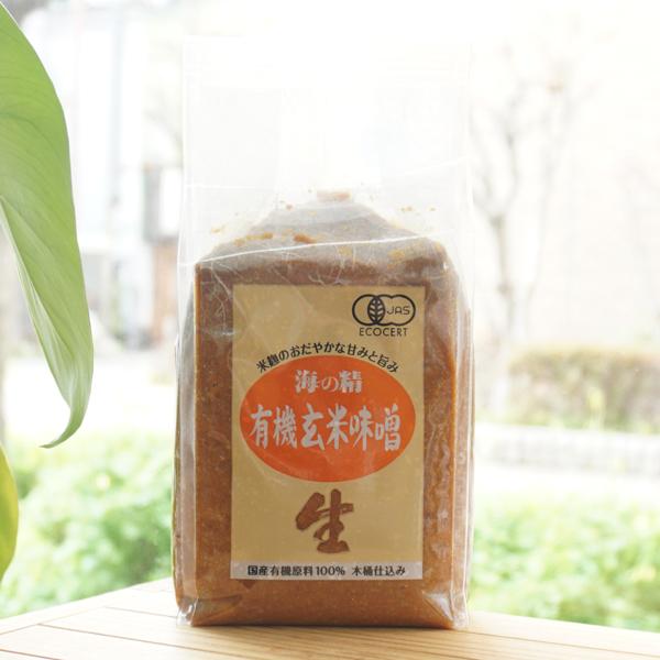 ■甘口、香り高く、あっさり風味■国産の有機原料と伝統的な製法にこだわった、昔懐かしい風味の玄米味噌です。■塩は伊豆大島で海水から直接生産した無機成分豊富な国産の伝統海塩「海の精」を使用しています。■栄養価の高い有機玄米を使用しており、米麹の...