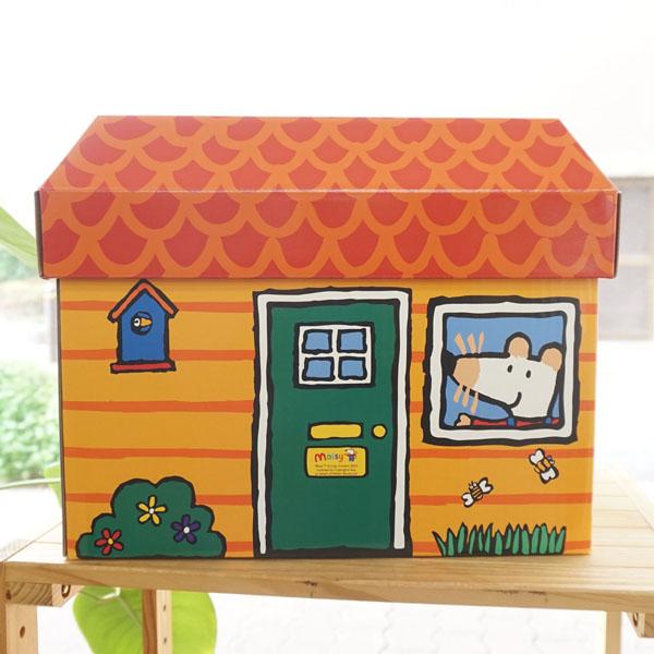 ■メイシーちゃんとおともだちがデザインされたかわいいおうち型のＢＯＸにおやつやカレーなど１２品を詰め合わせました。■丈夫なＢＯＸなので、おもちゃを入れたり、絵本を入れたり。中身を食べ終わった後もお使いいただけます。 【原料名】たまごのボーロ...