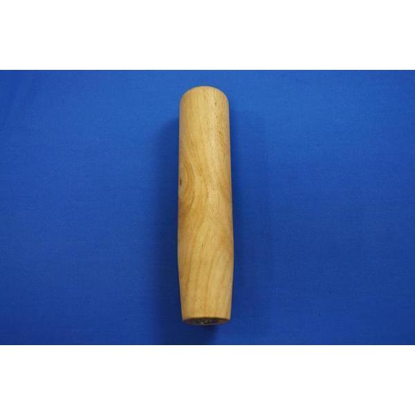 商品名 ウッドシフトノブ製造メーカー ジェットイノウエ商品サイズ 長さ１９０ｍｍ×太さ４２ｍｍ商品紹介 ■ウッドシフトノブ■１２×１．２５【１０×１．２５アダプター付】■材質：木製■長さ：１９ｃｍ１２×１．２５■トヨタ２ｔダイナ■ダイハツ２...