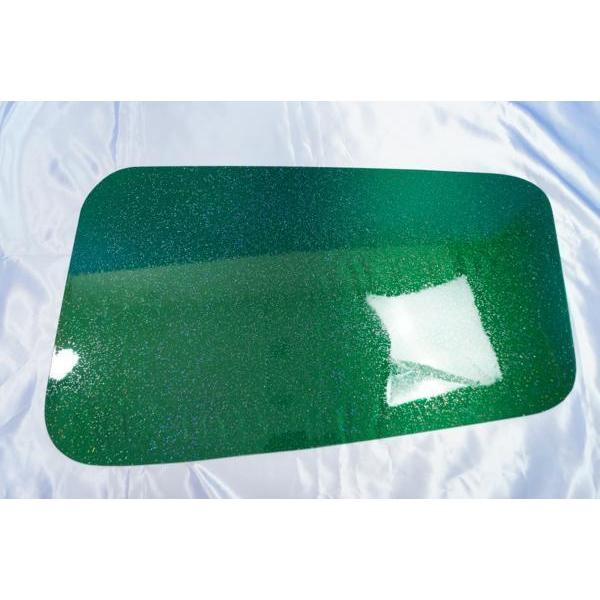 商品名 安全窓アクリル板商品サイズ 320フォワード【H6.2〜H19.6】商品紹介 KENZオリジナル　安全窓アクリル板■アクリル透明板■厚み：2ｍｍ■色：ラメ入りグリーン■外窓用■内側より、枠ゴムを外して挟み込みます。※一部、取付できな...