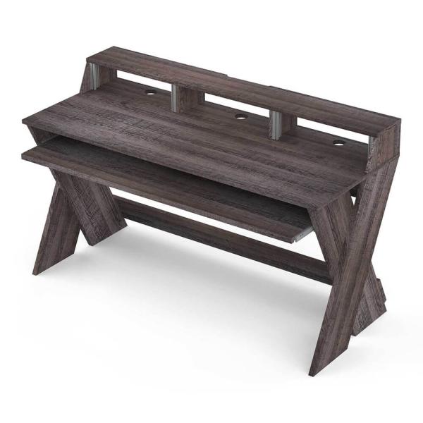 優れた人間工学に基づき設計されたプロフェッショナルなDTM用テーブル。