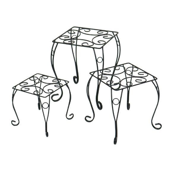 室内でも置けるフラワースタンドです。鉢を高く置くことで虫や夏場の輻射熱から守ります。【サイズ】  大：幅31×奥行31×高さ38ｃｍ  中：幅30×奥行30×高さ30ｃｍ  小：幅24×奥行24×高さ23ｃｍ【材質】　スチール、エポキシ樹脂...