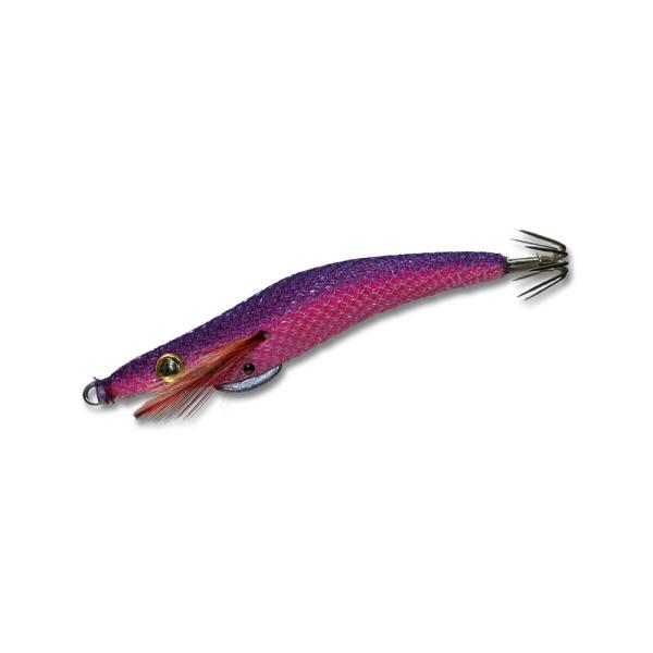 【スマートボディ、ベイトシルエット】船の集魚灯に寄って来るベイトのほとんどが細い小魚、イワシやキビナゴである。シルエットをベイトに合わせ違和感を与えないようにしたいと考えているのが「ドリップベイト」である。【弱ったベイトを演出する】イカの補...