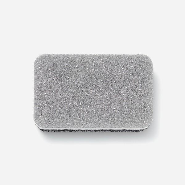 水切れが良く、清潔を保つキッチンスポンジです。キズつきにくい不織布と、泡立ち・水切れのよいスポンジを貼り合わせた三層構造になっています。【用途】プラスチック、ガラス、ホーロー、陶器、樹脂加工品、ステンレスなどの食器、調理器具洗い。シンク洗い...