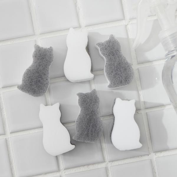 ・研磨材不使用のソフト不織布に、水だけで汚れを落とすメラミンスポンジを貼り合せたネコ型のかわいいスポンジです。・ソフト不織布面は軽い汚れ落としに、メラミン面は茶シブや水アカ、油汚れ落としに便利です。・保管時にスポンジを立てて置く事ができ、キ...