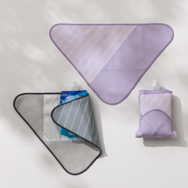 ■清涼飲料水にスポーツや屋外活動時に持ち歩くパウチタイプのスポーツドリンク。凍らせて持っていくと結露でバッグが濡れてしまうこともありますが、このクロスを巻けばしっかりガード。冷たさも保てて安心です。■パウチタイプのアイスにスプーン不要で手軽...