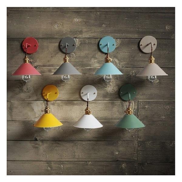 室内 ブラケットライト 玄関照明 玄関灯 ベッドライト ガラス おしゃれ 壁付け 照明器具 玄関 欧風のムードが溢れるデザイン。重厚な存在感とノスタルジックな雰囲気が魅力です。 省エネ、低消費電力で、ダイニング用 食卓用 リビング用 居間用...