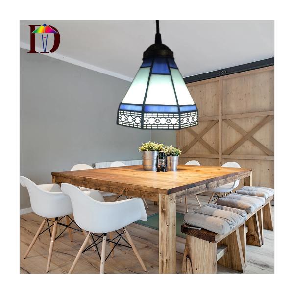 ペンダントライト 天井照明 シーリングライト レトロ ガラス工芸 LED 吊り下げ照明 ステンドグラス 室内照明 アンティーク インテリア ヴィンテージ ダイニング ライト 電気 デザイン モダン シンプル 天井 玄関照明 廊下 居間 寝室...