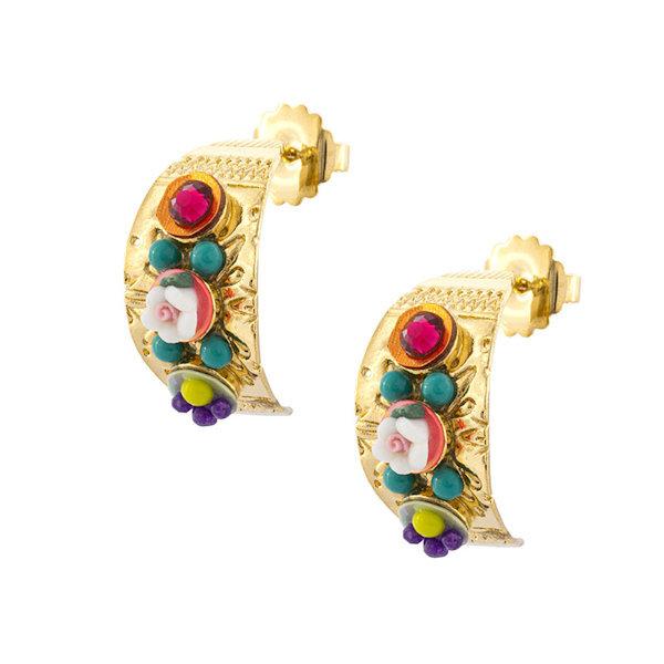 フレンチアクセサリーTARATATA 花のモチーフのピアスです。専用ポーチ付き(色、柄は選べません）