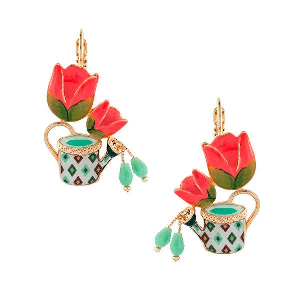 フレンチアクセサリーTARATATA チューリップとジョウロのモチーフのピアスです。専用ポーチ付き！(色、柄は選べません）