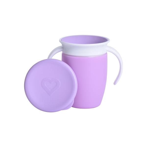 ・逆さにしても、もうこぼさない！コップ飲みの練習にピッタリ