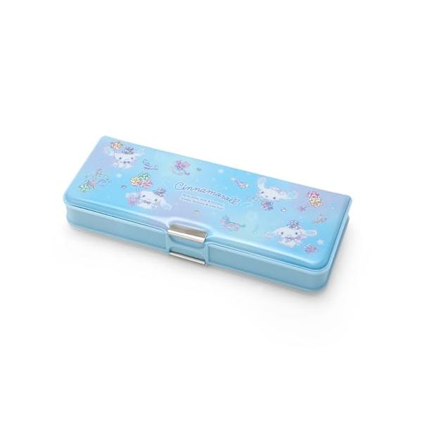 シナモロールシナモロール/-/437450・Color:シナモロール・本体サイズ：約幅22×奥行9×高さ3.5cm。主な材料・原料：PVC、ABS樹脂・コンパクトでランドセルにフィット。両面開きタイプ【表面】。鉛筆6本ホルダー（芯先確認可能...