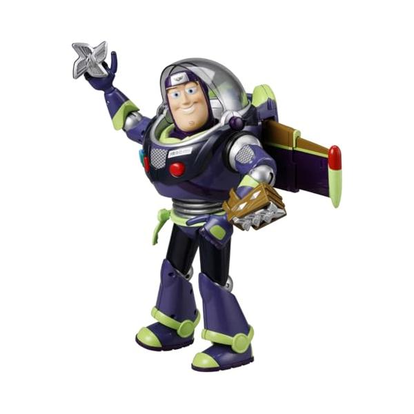 30周年バズ/-/-・Color:30周年バズ・(C) Disney/Pixar・テスト用電池付 (単4形乾電池3本) ※電池はアルカリ乾電池をご使用ください。 ※誤飲防止のため、電池ケース蓋に「ネジ止め式」を採用しています。