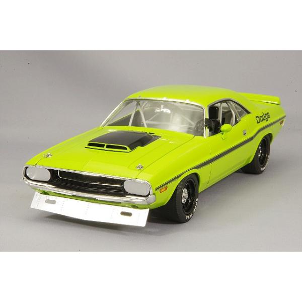 ACME 1/18 ダッジ チャレンジャー トランザム ストリートバージョン　ライムグリーン/ブラックストライプ
