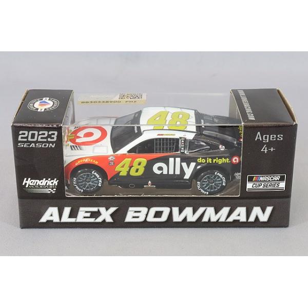 モデルは2023年5月にダーリントン・レースウェイで開催されたNASCARのスローバックウィークエンドの1戦でアレックス・ボウマンがドライブしたシボレー・カマロを1/64スケールで再現した塗装済みダイキャストモデル完成品です。マシンは200...