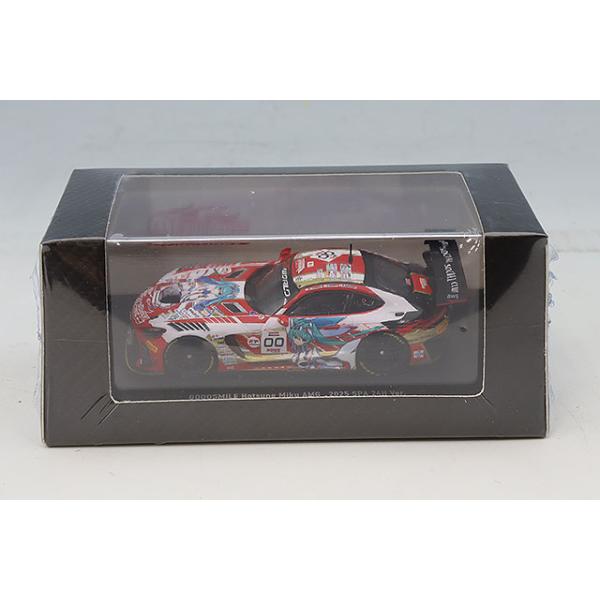 2025年の『スパ・フランコルシャン24時間レース』と『鈴鹿1000km』に参戦するレーシングカー「グッドスマイル 初音ミク AMG」の1/64スケールミニカーが登場です。　saitom氏による「初音ミク レーシングVer. SPA 202...