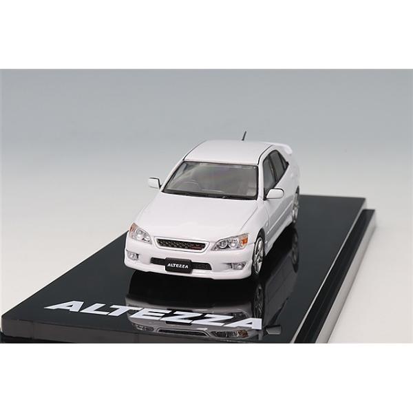 ホビージャパンの1/64ダイキャストシリーズ"HJ64"から"TOYOTA ALTEZZA 純正オプション装着車（各種スポイラー付き）"と"TOYOTA ALTEZZA 標準車の登場です。　製品にはクリアケースと台座が付属しますのでコレクシ...