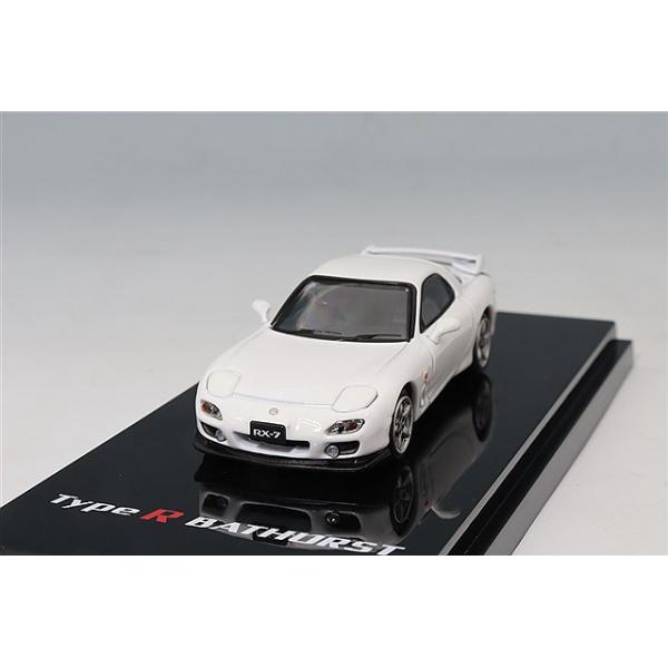 ■ホビージャパンの1/64ダイキャストシリーズ"HJ64"から1/64マツダ RX-7(FD3S)　TYPE R Bathurst　エンジンディスプレイモデル付の登場です。製品にはクリアケースと台座が付属しますのでコレクションに最適です。