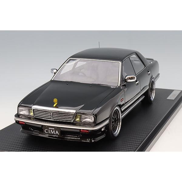 「GLORIA CIMA (Y31)後期型」を1/18スケールレジンモデルで再現。　ボディカラー： ブラック。　内装カラー：グレー。　BBS LMタイプ18インチホイール(ポリッシュ＆ブラック)にローダウン仕様。　フロントリップスポイラー、...
