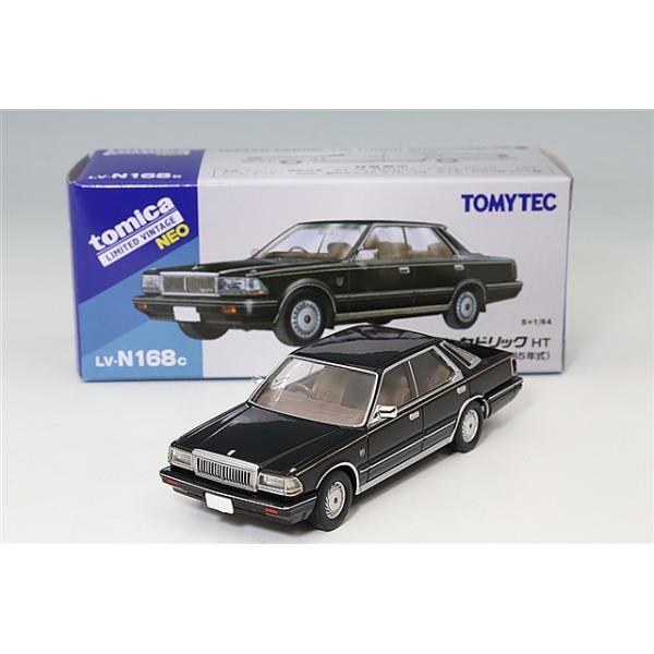 1983年に誕生したY30型セドリック/グロリアは、国産乗用車初のV型6気筒エンジンを目玉にリニューアル。　外観は好評だった先代のイメージを残しつつ、ホイールベースを延長し室内寸法を拡大するなど、1980年代の高級車として進歩を遂げていまし...