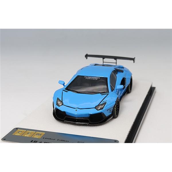 LBWK(リバティウォーク)の人気車両、ブルーカラーのデモカー「LP700-4」を1/64スケール、ダイキャスト素材でモデル化しました。 ボンネット、左右ドア、エンジンフード開閉可能。内装の細部、エンジンに至るまで、スケールを超えたディティ...