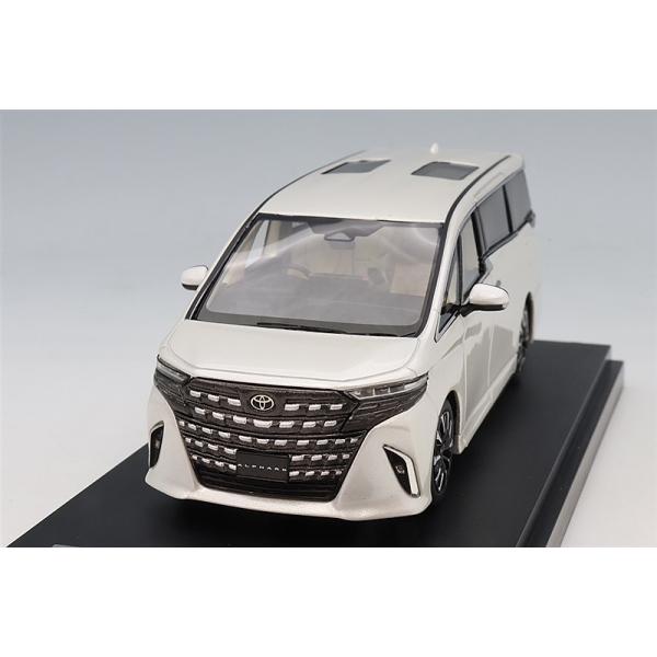レジン製完成品ミニカーブランドのMARK43から、トヨタ ALPHARD EXECUTIVE LOUNGEのご案内です。　台座とクリアケースが付属します。　本製品は未稼働ディスプレイモデルです。　■素材：ポリウレタンレジン / ABS / 金属