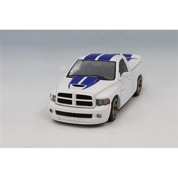 新ミニカーブランド「SHOOM64 MODEL」から、Dodge RAM SRT-10の発売です。「“シュッ”と走る快感を手のひらに」をコンセプトに開発されたミニカーです。「SHOOM64 MODEL」では世界のSUVやトラックなどを続々シ...
