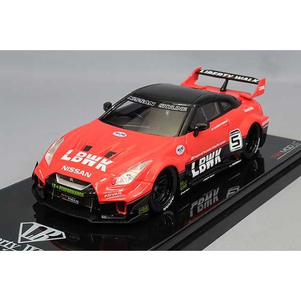 TSM MODELよりチューニングカーに特化したシリーズ「1/43 Velocity」新製品のご案内です。LBシルエットワークスの35GT-RRは、スーパーシルエット時代のレースカーをオマージュしたカラーで登場です。レッドとブラックの配置の...