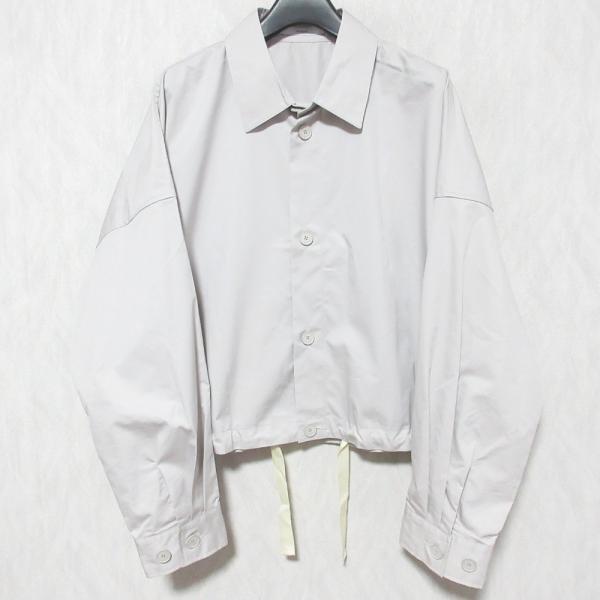 【商品名】ASTRAET アストラット ロングスリーブ タイプライターシャツ 5421-299-0153 ライトグレー【ブランド】ASTRAET アストラット【対象】レディース【ランク】SA ※若干の使用感はあるが、全体的に状態の良い商品【...