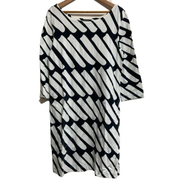 【商品名】marimekko マリメッコ PAUSA ワンピース サイズXS ブラック×ホワイト【ブランド】marimekko マリメッコ【対象】レディース【ランク】SA ※若干の使用感はあるが、全体的に状態の良い商品【カラー】ブラック（ブ...