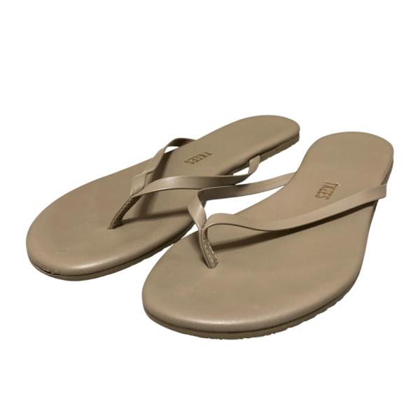 【商品名】TKEES ティキーズ solids トングサンダル サイズ38 約24cm ブラウン【ブランド】TKEES ティキーズ【対象】レディース【ランク】A ※使用感はあるが、傷や汚れの少ない商品【カラー】ブラウン【表記サイズ】38【実...
