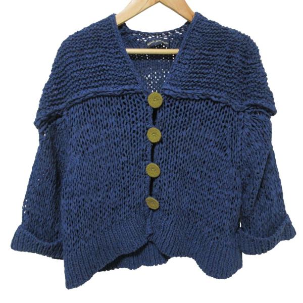 【商品名】mina perhonen ミナペルホネン linnut ローゲージ コットンニット カーディガン 38 ネイビー【ブランド】mina perhonen ミナペルホネン【対象】レディース【ランク】SA ※若干の使用感はあるが、全体...