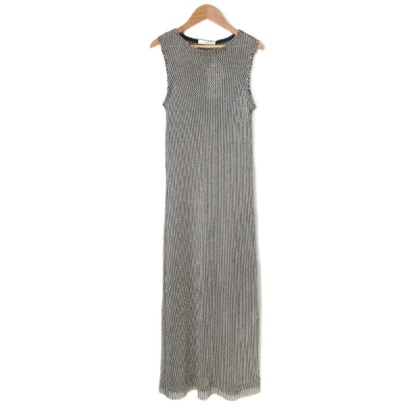 【商品名】25SS CINOH チノ Raschel Sleevless Dress ワンピース 25S0P004 36サイズ ブラック【ブランド】CINOH チノ【対象】レディース【ランク】NS ※新品同様の商品・未使用品【カラー】ブラッ...