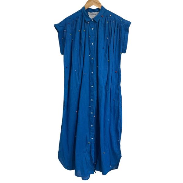 【商品名】23SS forta_forta フォルテフォルテ 半袖 ビーズ装飾 ロング丈 シャツワンピース サイズ1 ブルー【ブランド】forte forte フォルテ フォルテ【対象】レディース【ランク】SA ※若干の使用感はあるが、全体...