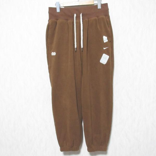 【商品名】NIKE ナイキ 大坂 なおみ フェニックス フリース ウィメンズ ハイウエスト オーバーサイズド パンツ FD5502-259 L ブラウン【ブランド】NIKE ナイキ【対象】レディース【ランク】SA ※若干の使用感はあるが、全...