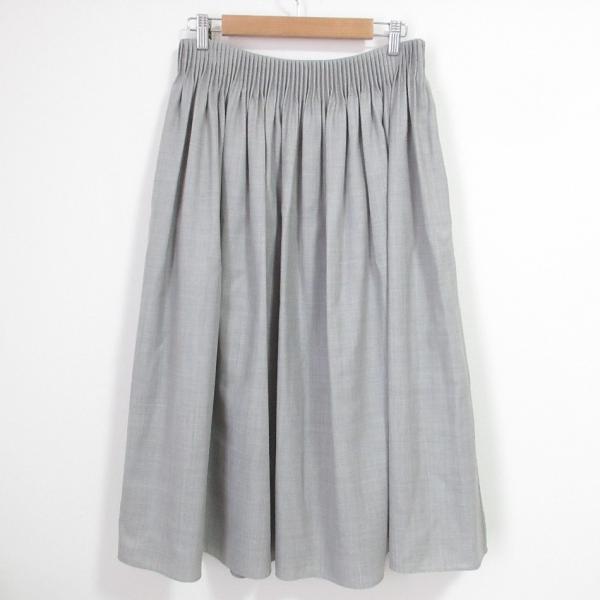 【商品名】23AW ANTEPRIMA アンテプリマ ALTRO PIEGA ギャザーデザイン フレアスカート 42サイズ グレー【ブランド】ANTEPRIMA アンテプリマ【対象】レディース【ランク】SA ※若干の使用感はあるが、全体的に...