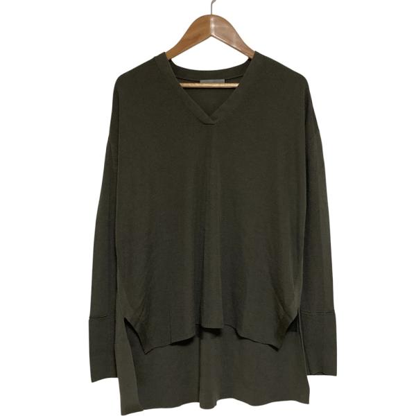 【商品名】Theory luxe セオリーリュクス NORFOLK NIKA Vネック ウール ニット セーター サイズ38 カーキ【ブランド】theory luxe セオリーリュクス【対象】レディース【ランク】A ※使用感はあるが、傷や汚...
